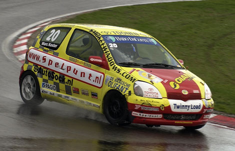 Toyota Yaris Cup: Marc Koster snelste op nat Circuit Park Zandvoort ...