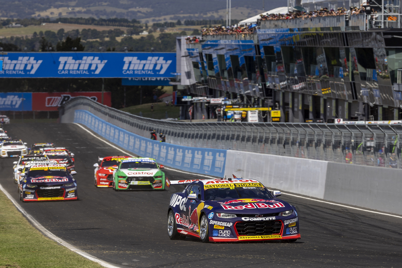V8 Supercars: Red Bull Ampol Racing dominant tijdens Bathurst 500 ...